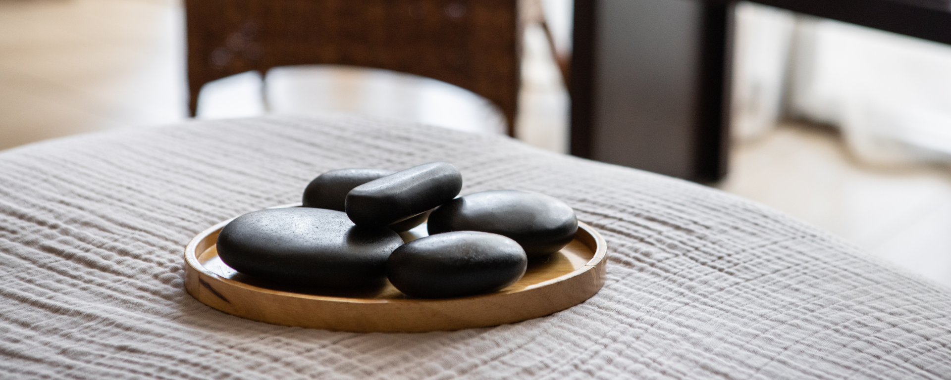 L.M. Spa Alamanda - 60 Minute Hot Stone Massage – Lancemore Hotels